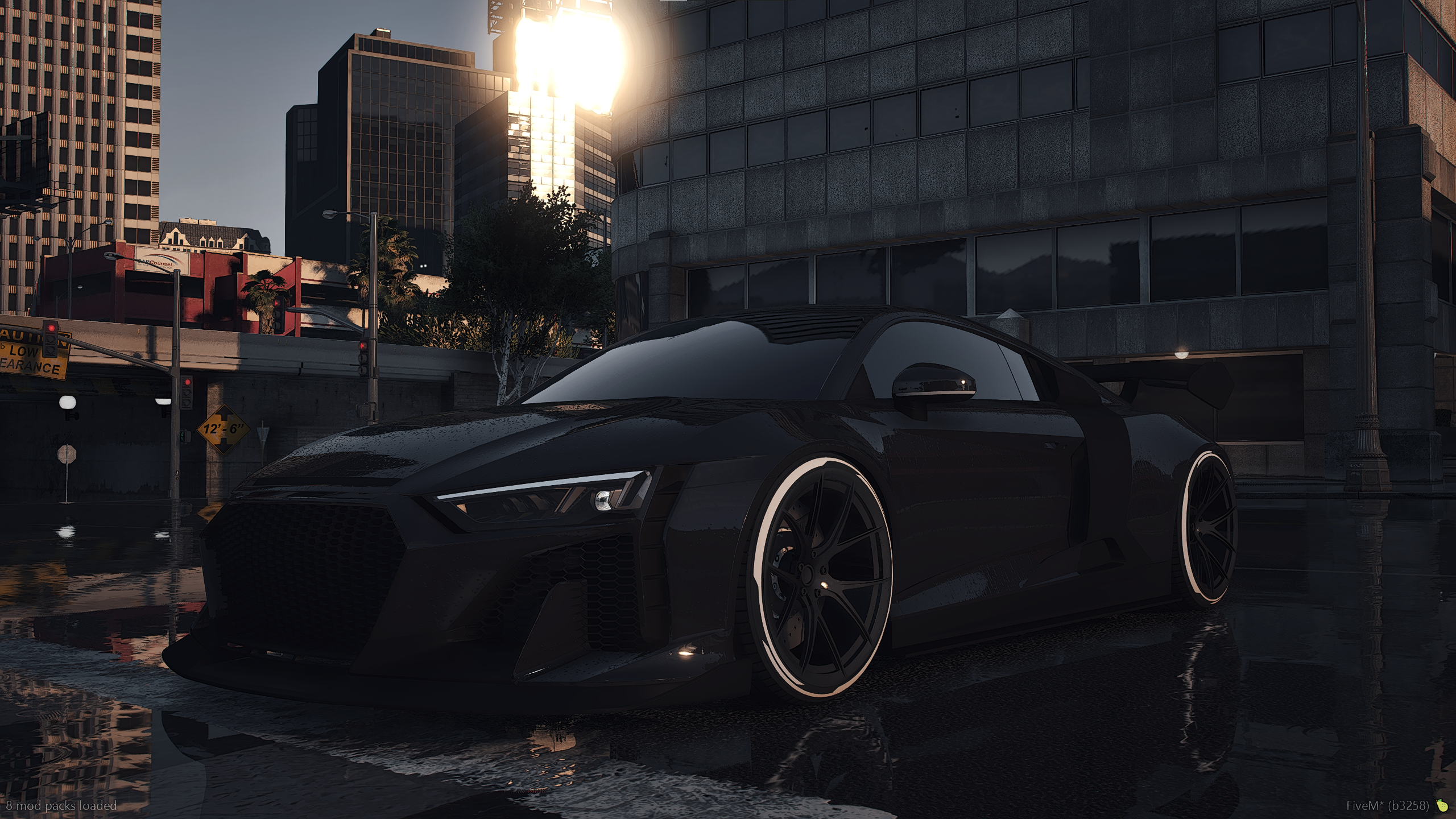 (Lore Friendly) Custom 10F Wide – Fivem Dealership
